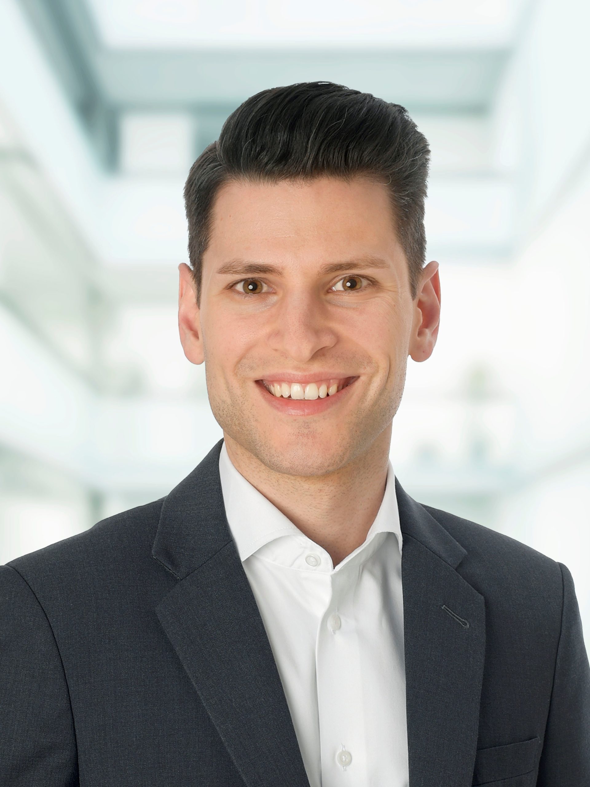 PRIVERA AG - Erstbezug